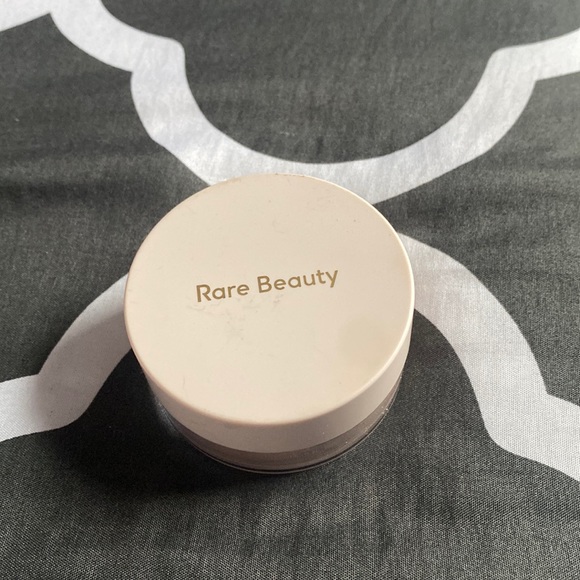 Rare Beauty | Makeup | Rare Beauty Setting Powder | Poshmark